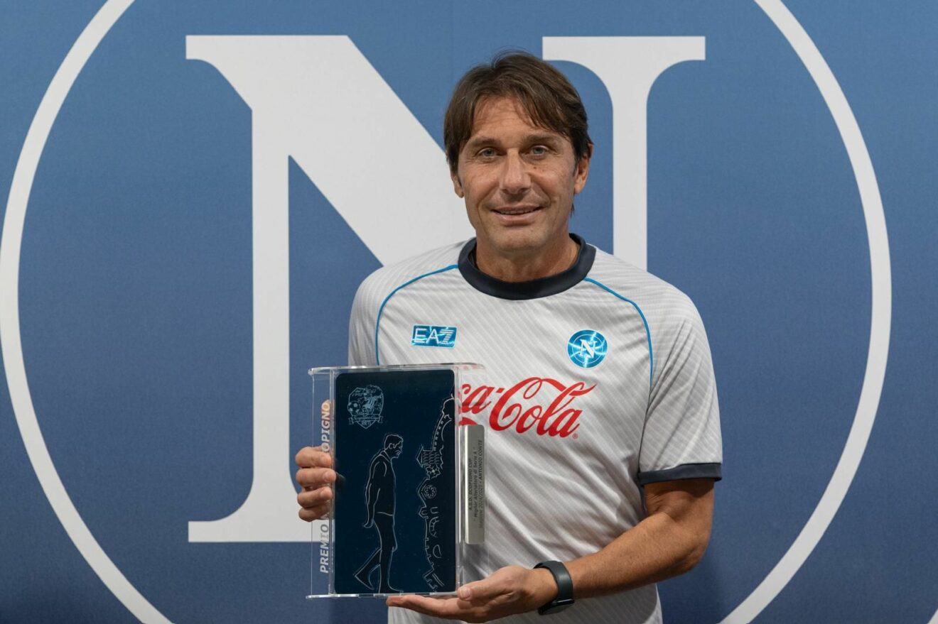 Napoli, Antonio Conte vince il premio come miglior allenatore 2024/2025 ...
